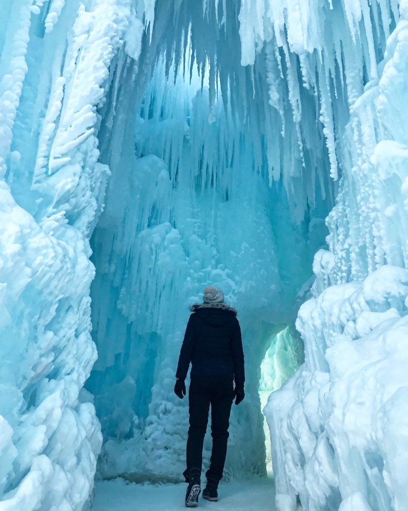 8 Epic Things to Do During Winter in Alberta, Canada | The Travelista