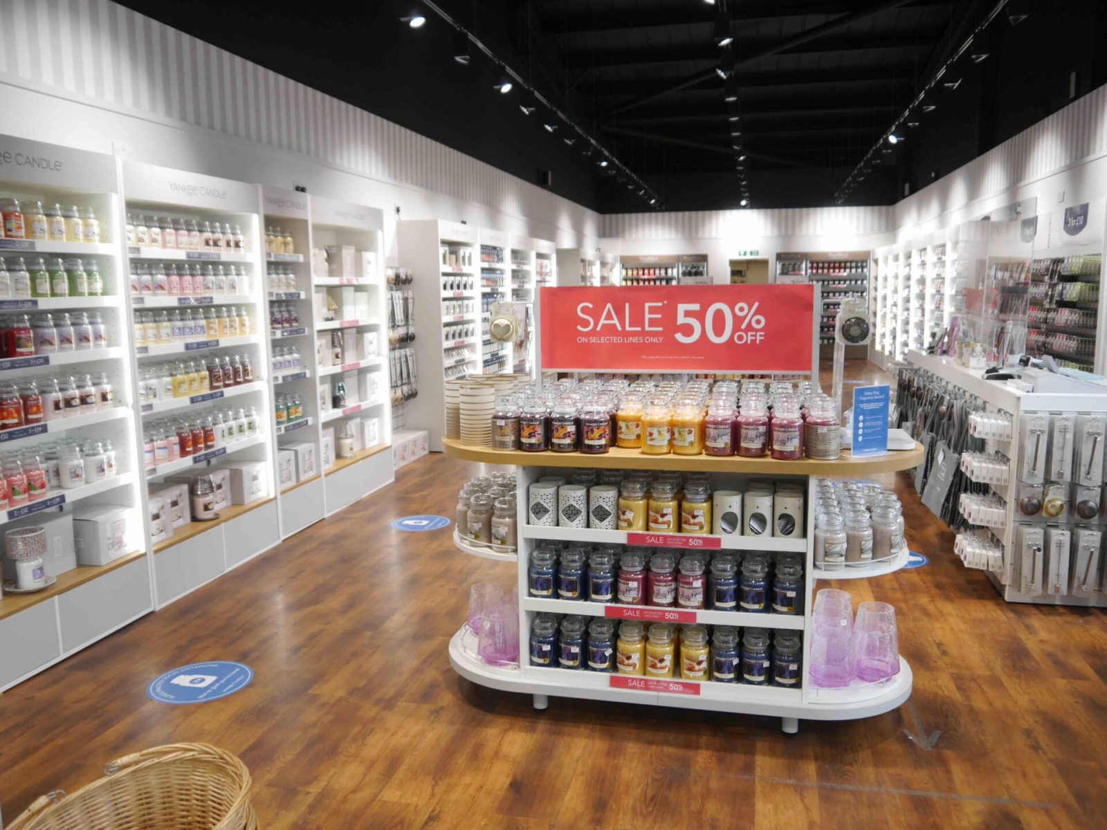 Retail Therapy at Junction 32 Yorkshire Outlet Shopping - The Travelista